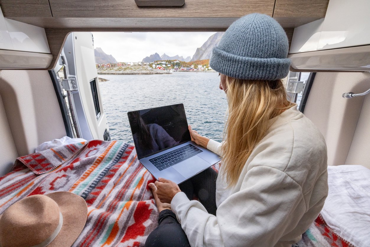 Gen Z Workforce: Meeting digital natives’ mobile needs